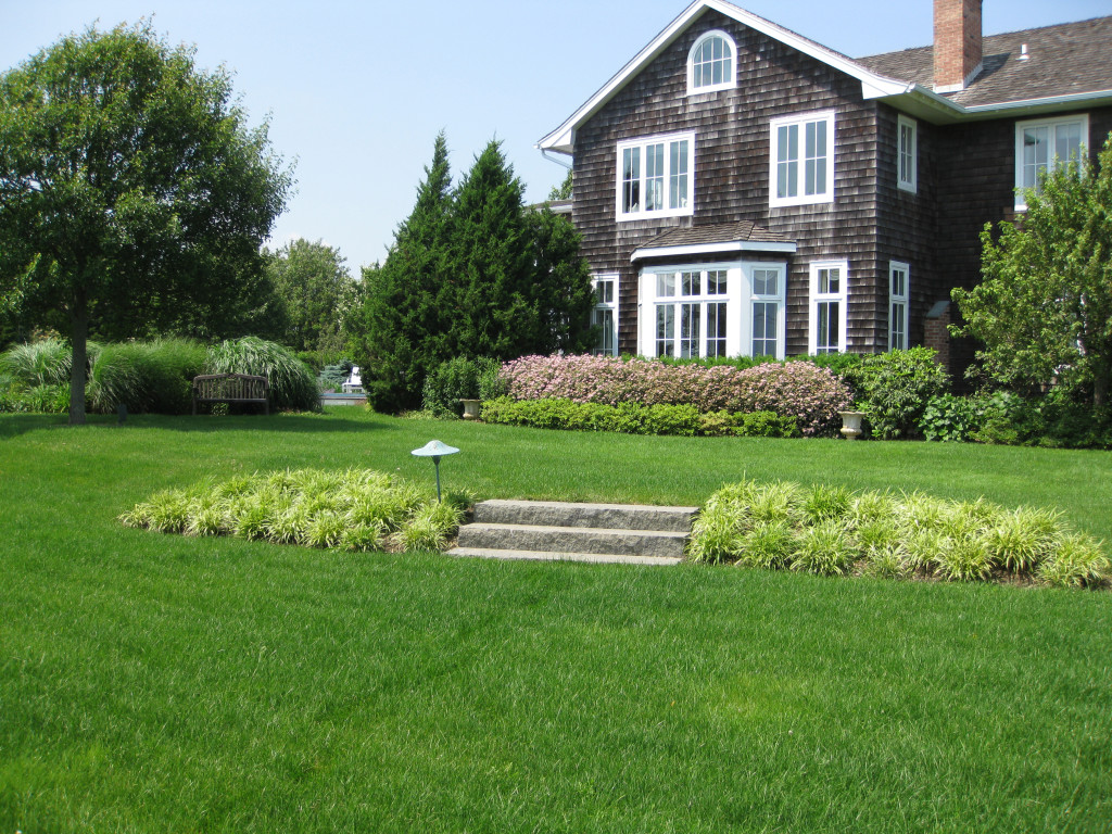 Hamptons Lawn Care - Lawn Maintenance & Treatment - Nature's Guardian, Inc.